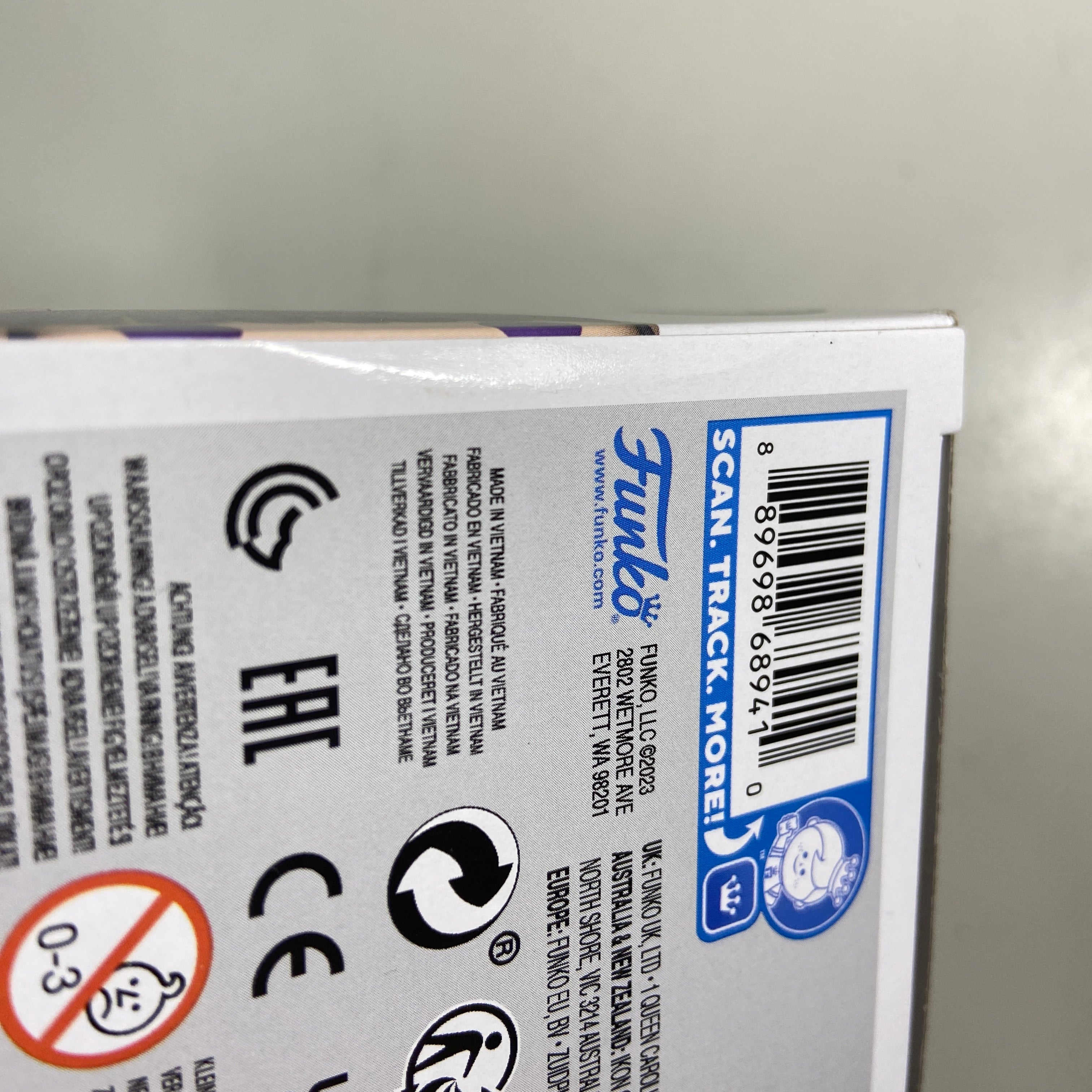 Demon Slayer - Kanao Tsuyuri (Glow) Funko Pop 1305 Exclusive– Vancity Pops