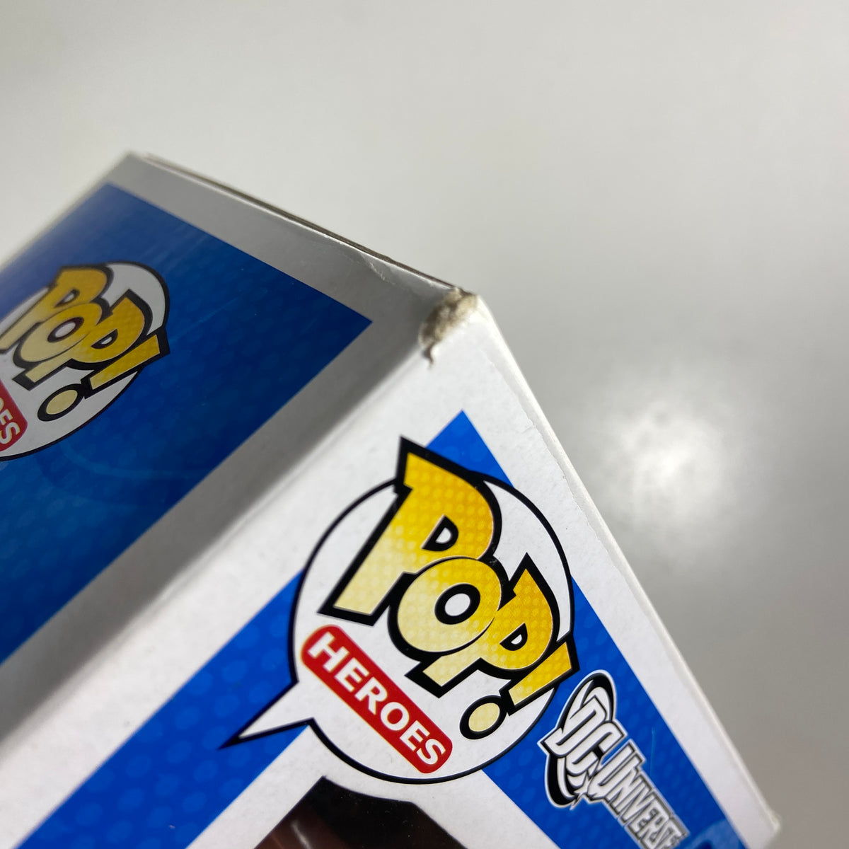 SuperMan (Chase/Metallic/2010) - DC Funko Pop 01– Vancity Pops